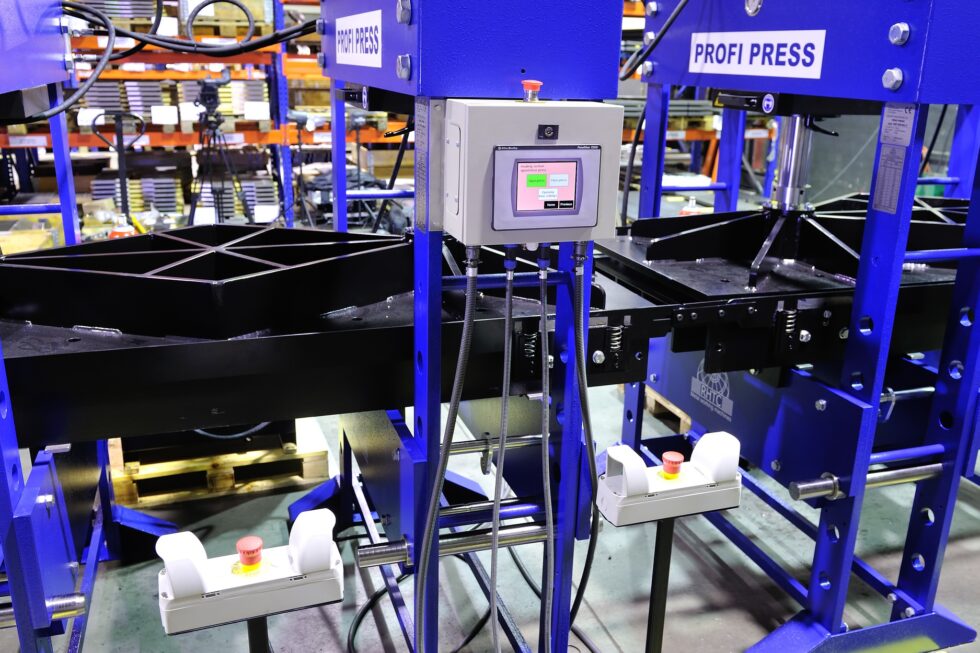 Press line | Profi Press, high quality hydraulic presses - RHTC