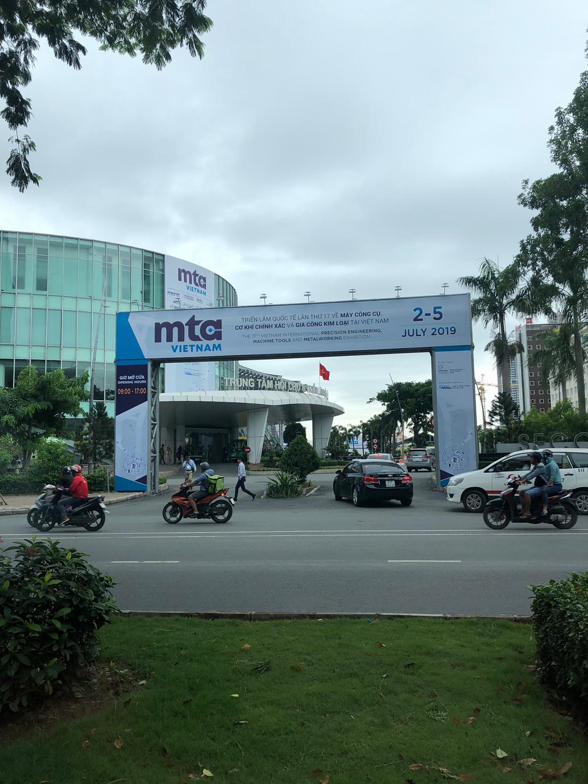 La prensa profesional está representada en la MTA Vietnam | Profi Press ...