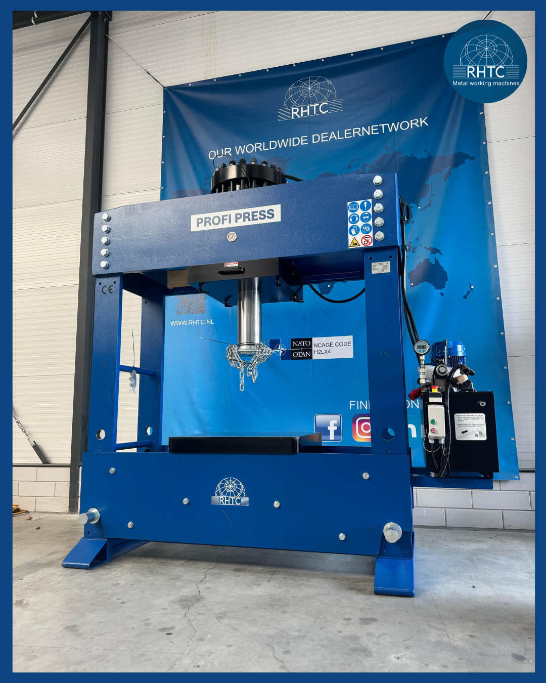 Presse d'atelier 300 T sur mesure ! | RHTC